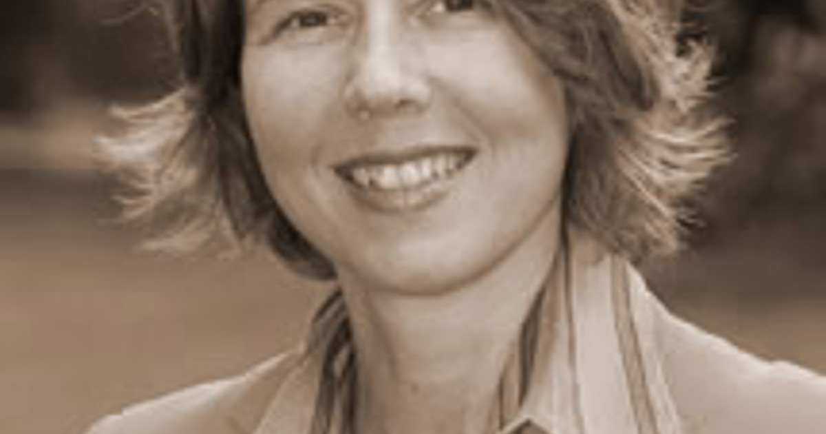 Professor Carola Strassner